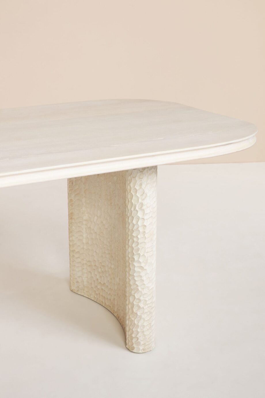 Mari Dining Table - handmadezz.com