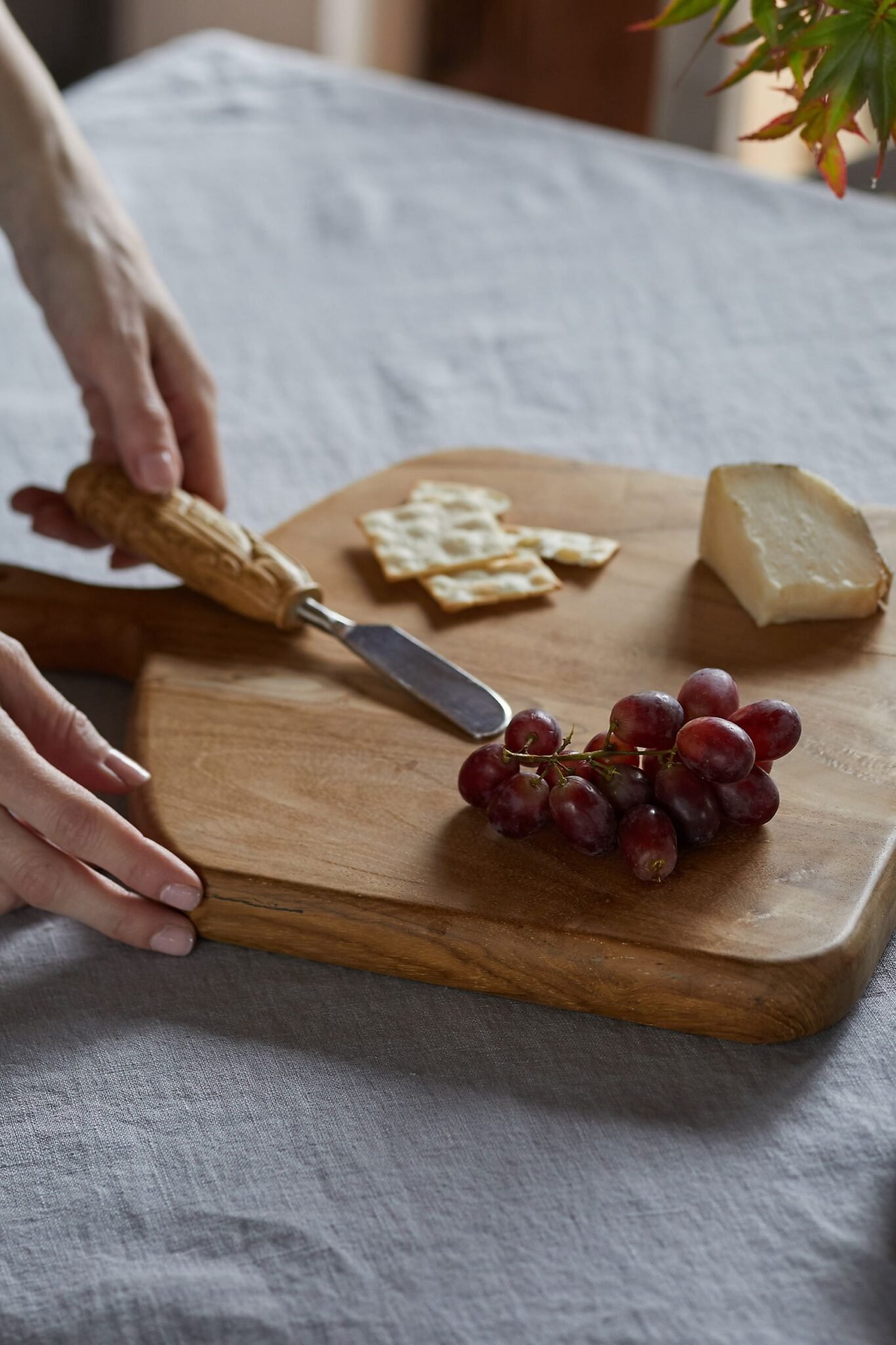 Teak Serving Board, Rounded Edge - handmadezz.com